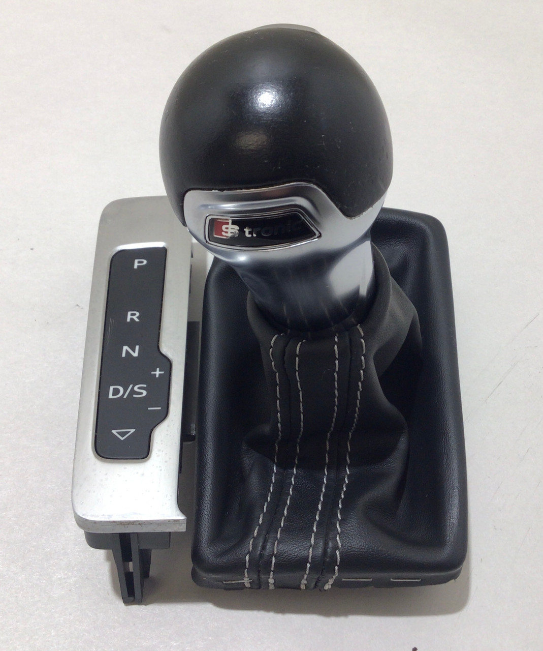 2015-2016 Audi A3 S3 S-Tronic Automatic Shift Knob w/ Trim / S3103 ...