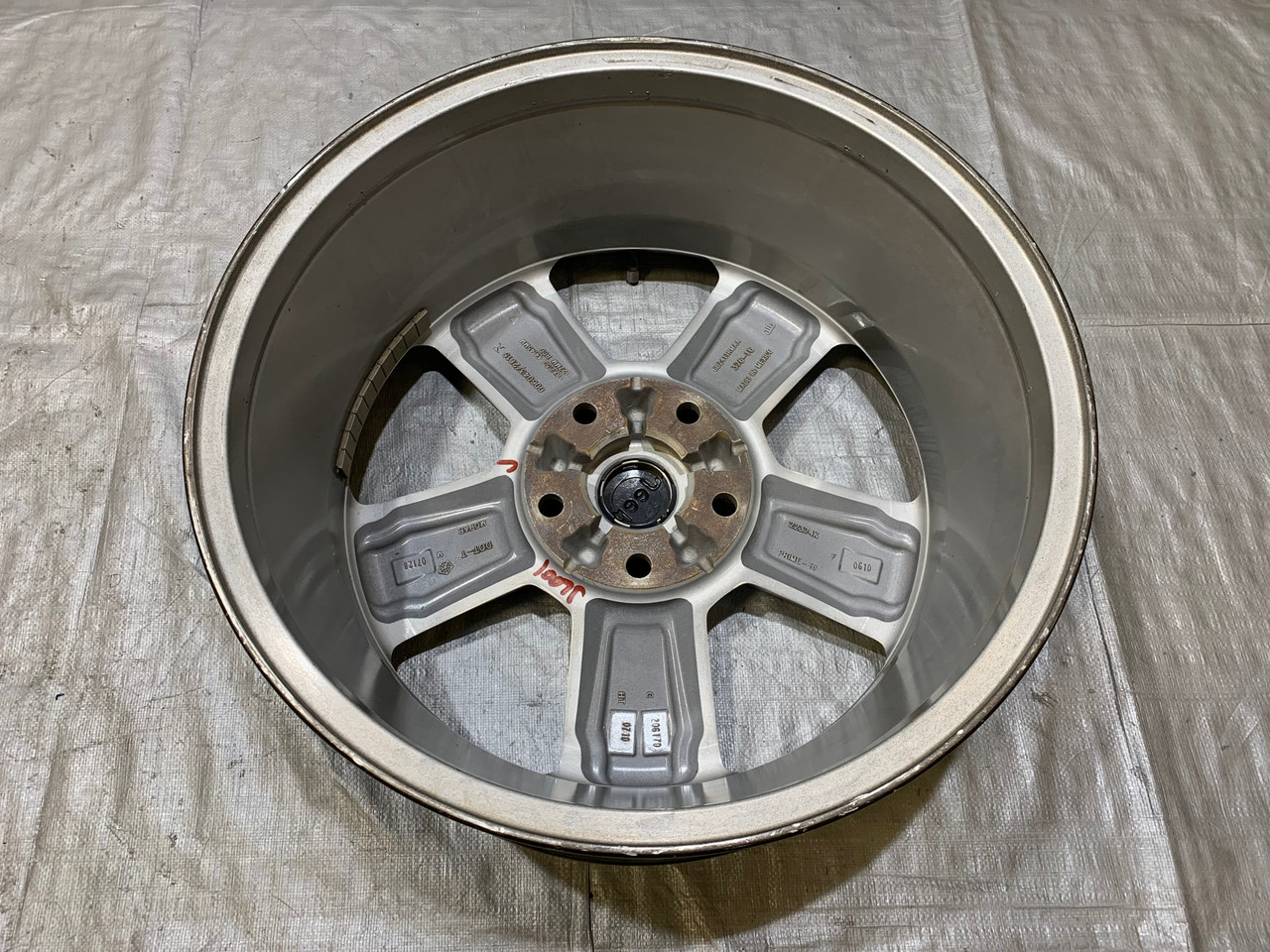 2018-2020 Jeep Wrangler JL Sahara OEM 18x7.5" 5 Spoke Wheels Rims / Set ...
