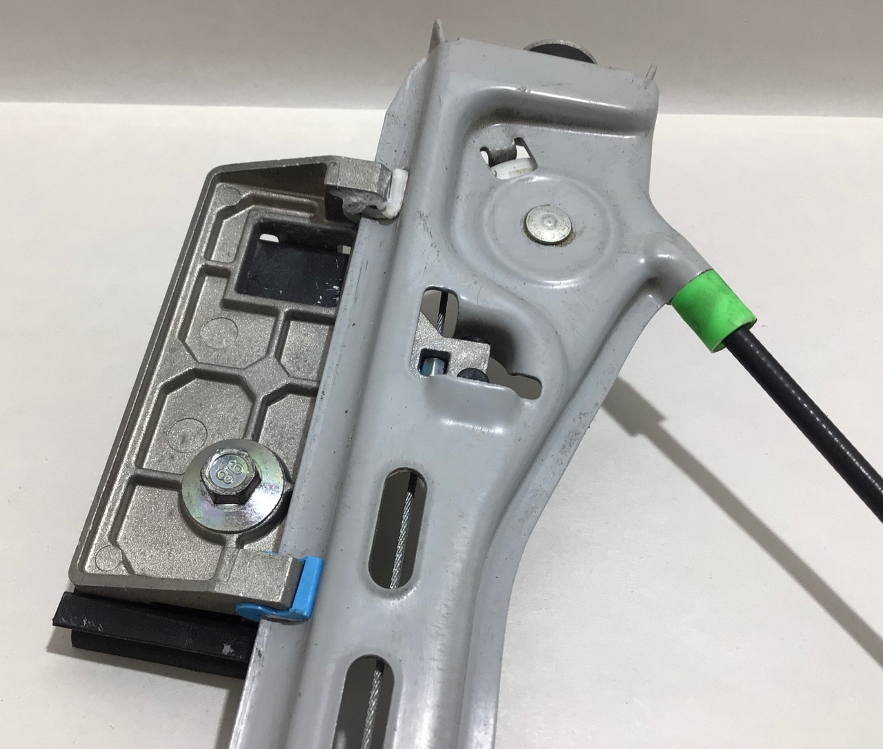 2014-2019 Chevrolet C7 Corvette Passenger Side Window Regulator / Motor ...