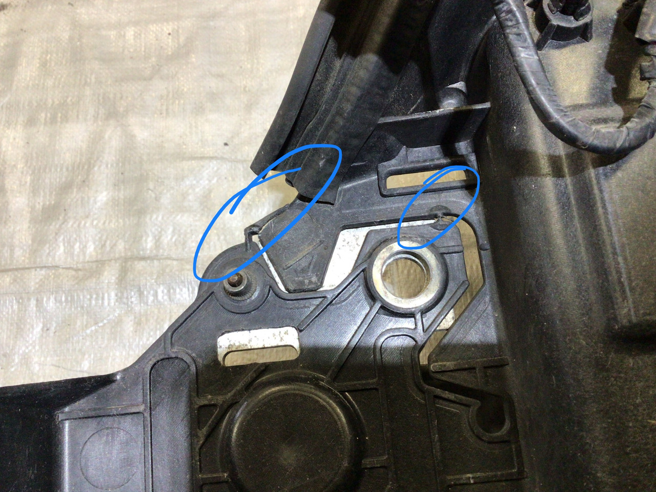2002-2006 Mini Cooper S Front Radiator Core Support Assembly / Manual ...