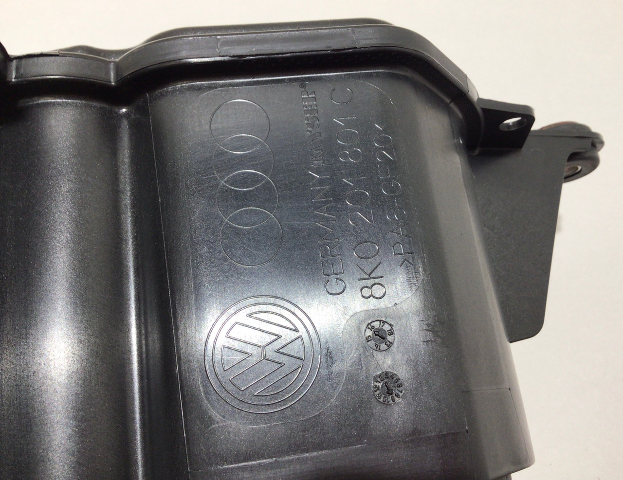 2015-2020 Porsche Macan Fuel Vapor Charcoal Canister / Leak Detection ...