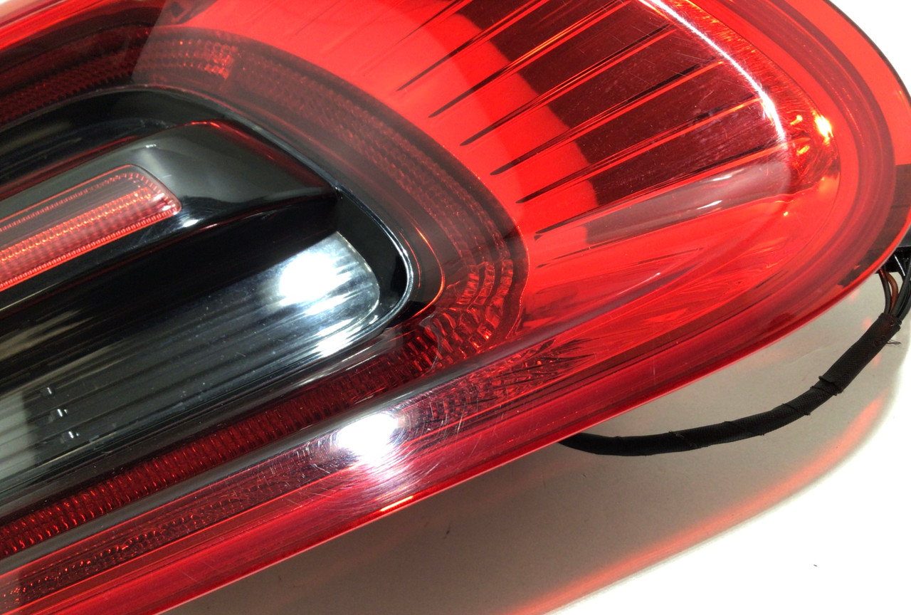 2015-2018 Porsche Macan Driver Side Inner Back Up Tail Light / PM002 ...