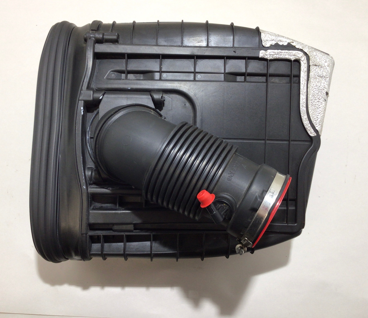 2017-2020 Porsche Macan Base 2.0 Air Box Air Cleaner Assembly / PM002 ...