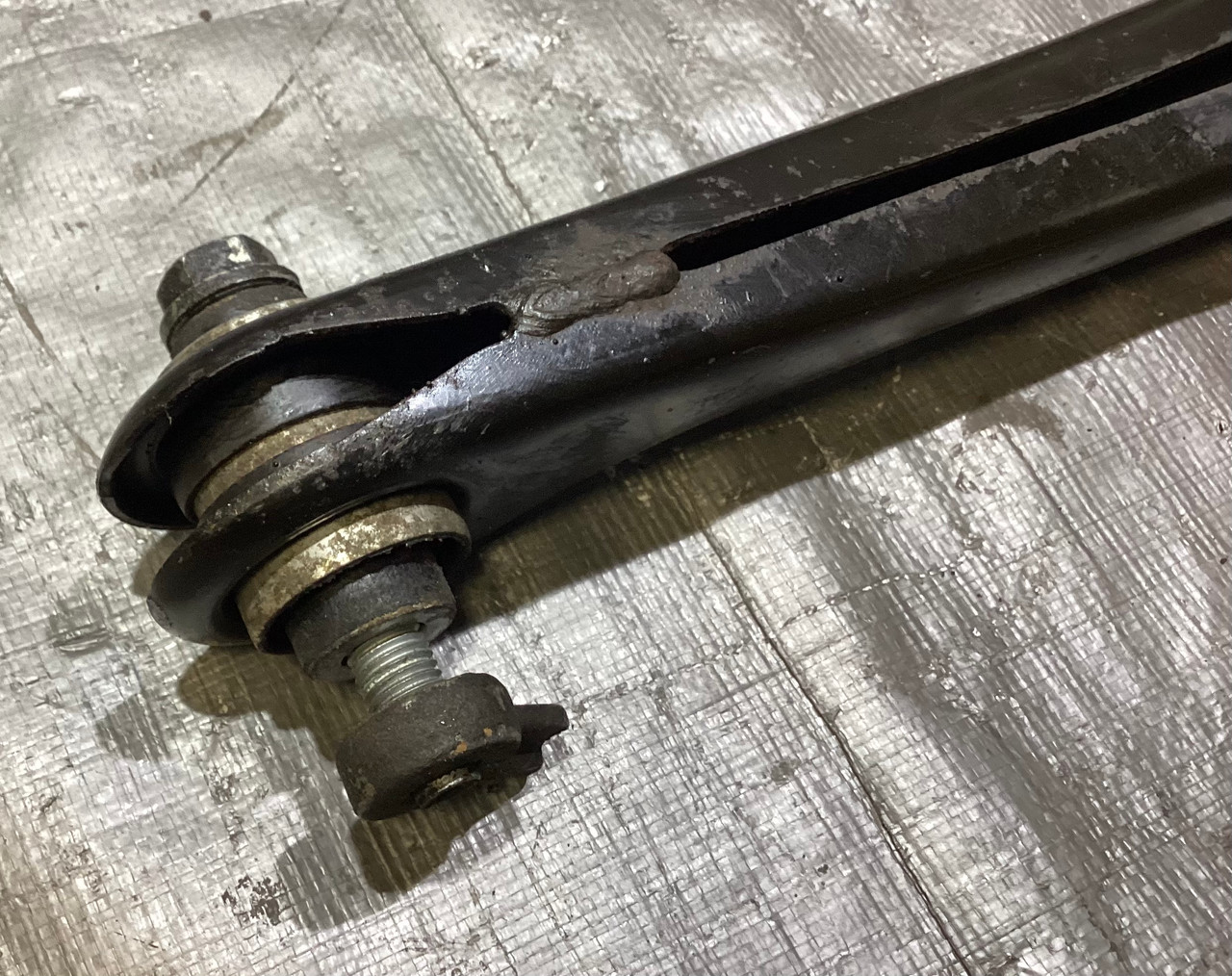 2001-2006 E46 BMW M3 Passenger Rear Trailing Arm w/ Hub Assembly ...