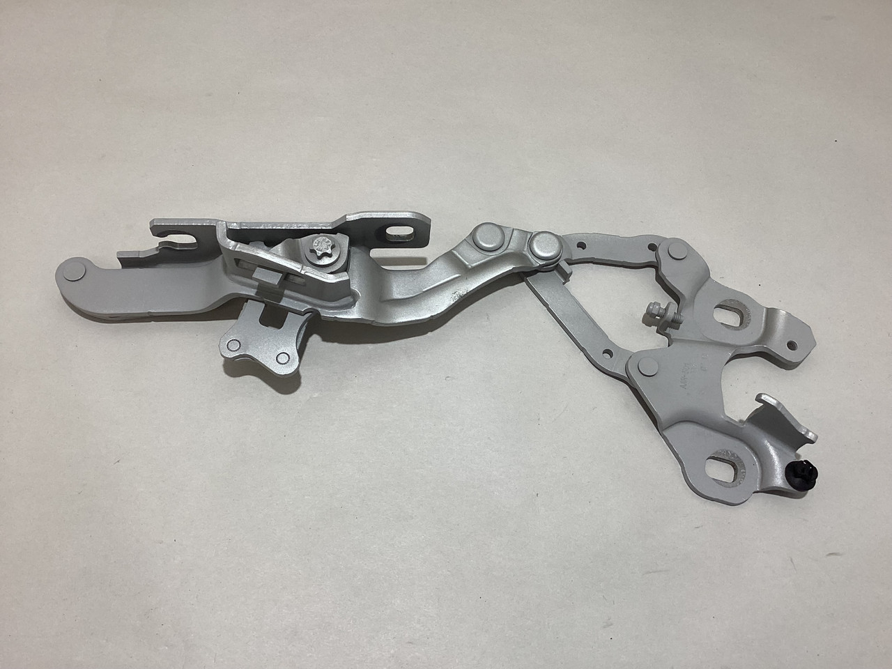 2008-2013 BMW 128i 135i OEM Hood Hinges w/ Shocks / Titan Silver ...