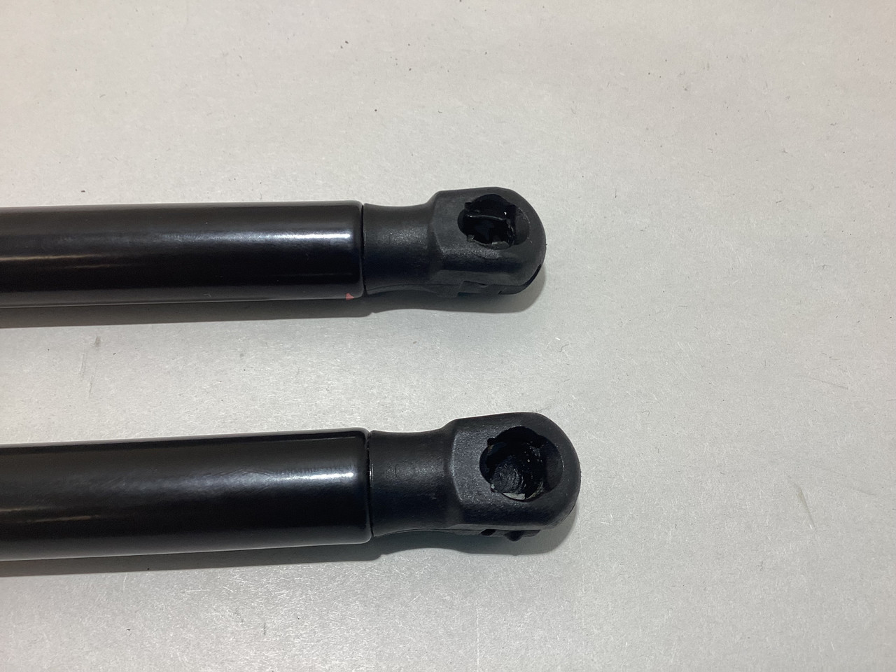 2008-2013 BMW 128i 135i OEM Hood Hinges w/ Shocks / Titan Silver ...