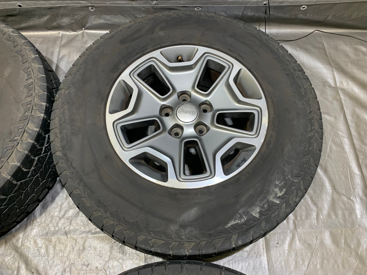 2013-2017 Jeep Wrangler JK Rubicon 17" OEM Wheels Rims w/ Tires / Set ...