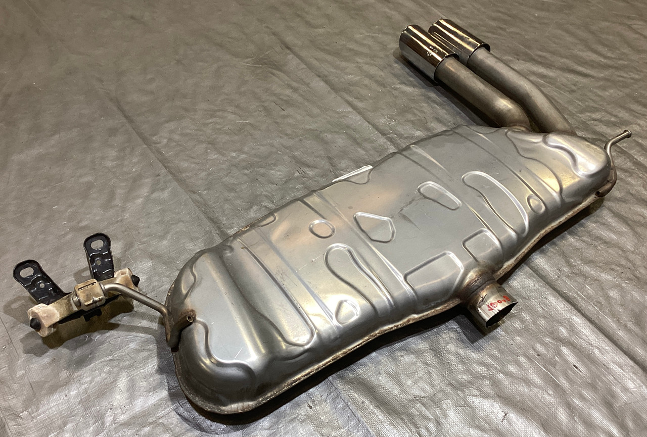 2018-2019 Volkswagen Beetle Turbo Coupe Exhaust Muffler w/ Tips / OEM ...