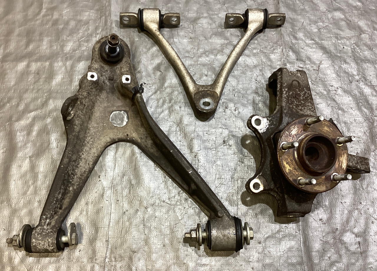 2005-2013 Chevrolet Corvette C6 Base Passenger Front Knee / Spindle Hub ...