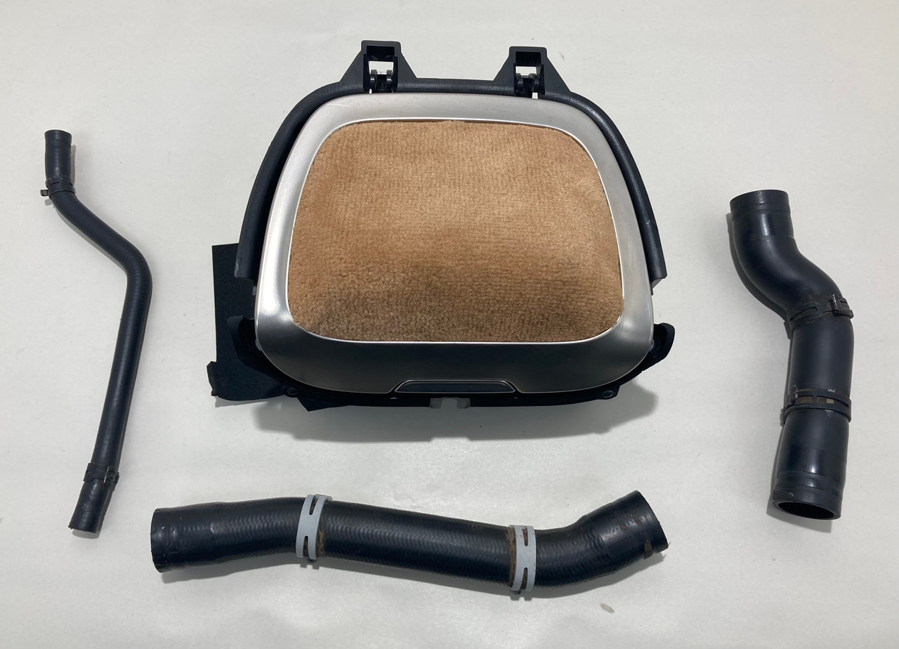 2006-2012 Porsche 987 Cayman Rear Coolant / Oil Fill Port / Lid / Sand ...