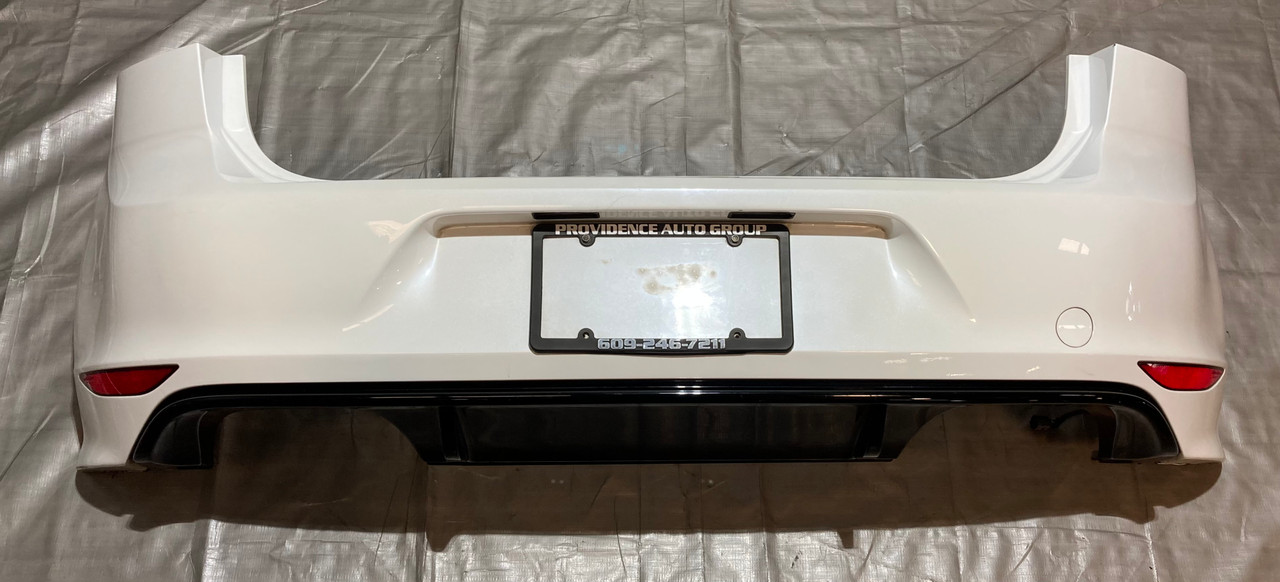 2015-2017 Volkswagen MK7 Golf R Rear Bumper Cover w/ Diffuser *DAMAGE ...