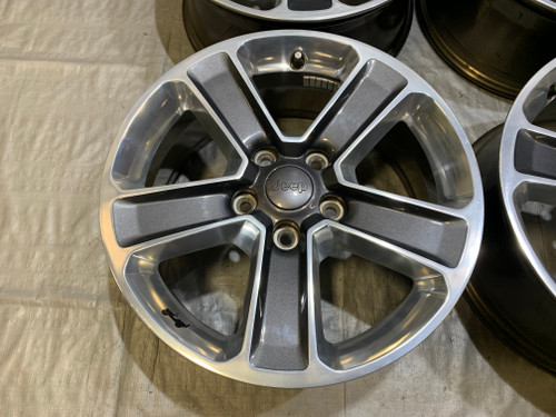 2018-2020 Jeep Wrangler JL Sahara OEM 18x7.5" 5 Spoke Wheels Rims / Set ...