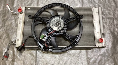 2007-2015 Mini Cooper S / JCW Radiator Cooling Fan w/ Radiator OEM ...