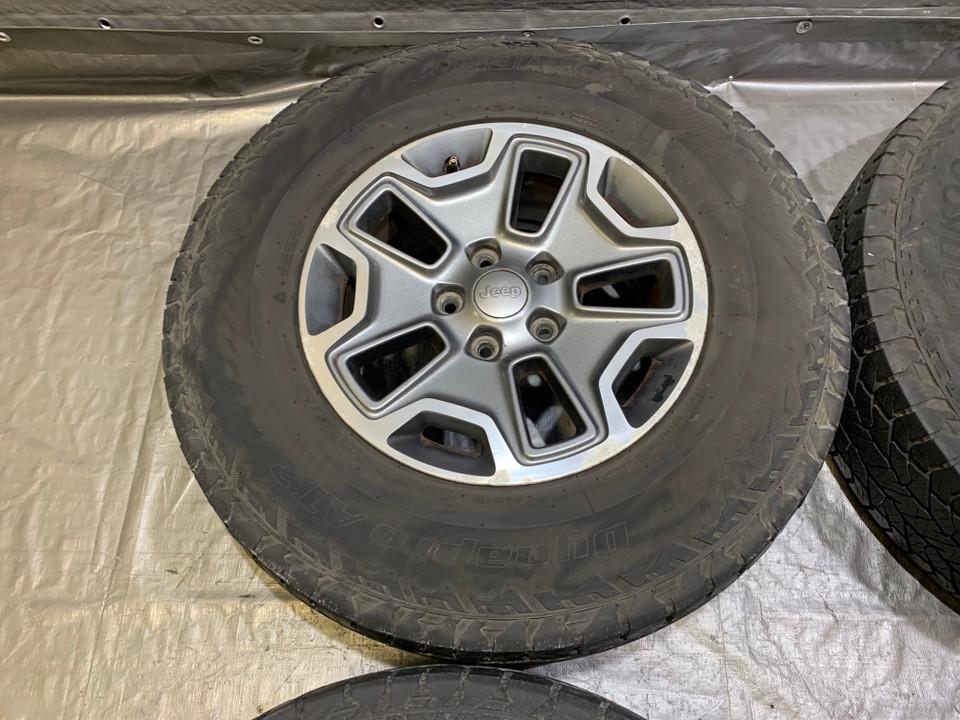 2013-2017 Jeep Wrangler JK Rubicon 17" OEM Wheels Rims w/ Tires / Set ...