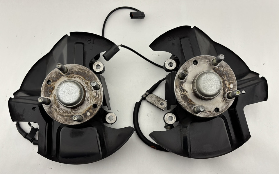 2003-2005 Mazda Miata Front Spindles / Hubs / Knuckles / Pair / ABS ...