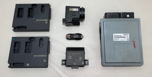 2017-2018 Porsche Macan GTS 3.0l ECU DME BCM Control Module Set w/ Key / PM001 - Redline Auto Parts