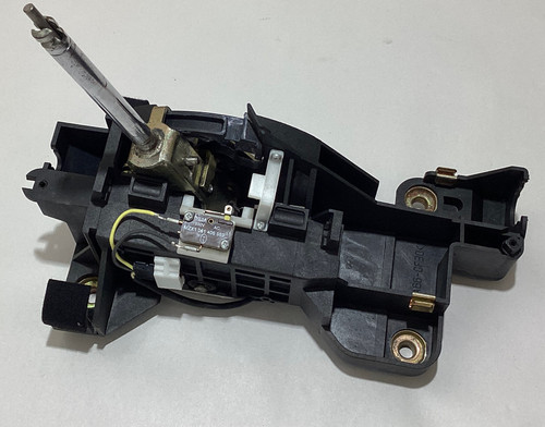 2000-2004 Porsche 986 Boxster Tiptronic Automatic Shifter Base Assembly ...