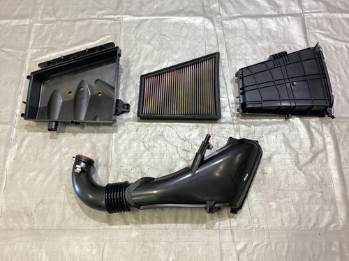 2017-2023 Porsche 718 Boxster Cayman 2.0l 2.5l OEM Air Intake Air Box w ...