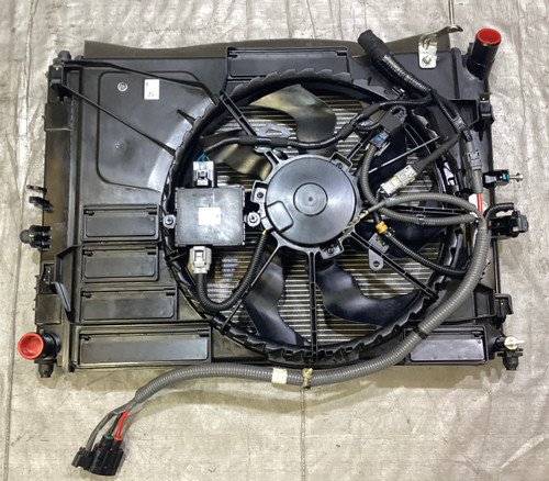 2017-2020 Fiat 124 Spider Radiator Assembly w/ Cooling Fan / Manual ...