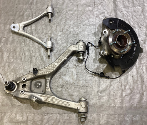 2014-2019 Chevrolet C7 Corvette Passenger Front Knee Spindle Hub w ...