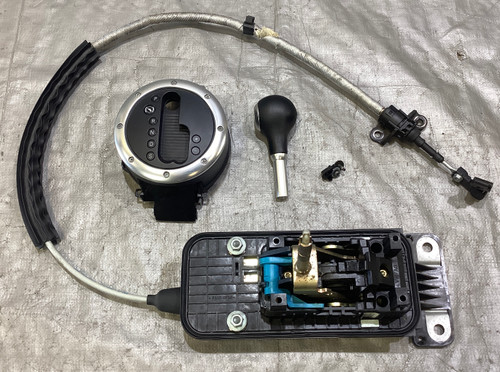 2000-2006 Audi TT Automatic Shifter Base Assembly w/ Knob Bezel / Cable ...