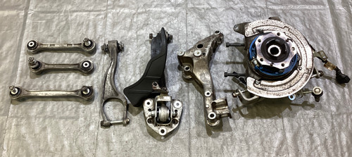 2012-2016 Porsche 991 911 Carrera 3.4l Passenger Rear Knee Spindle Hub ...