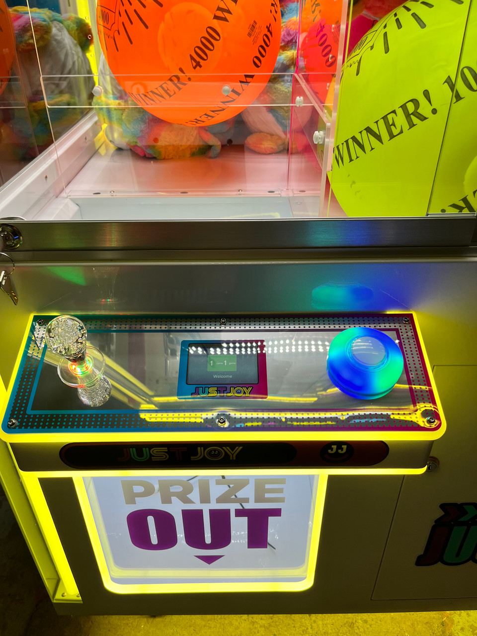 Catching Ducks 21" Claw Machine