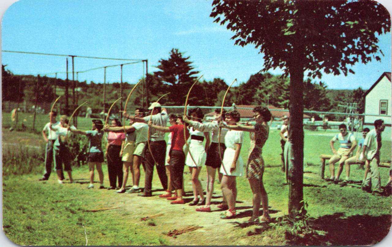 Tamarack Lodge - Archery Range - The Gayraj