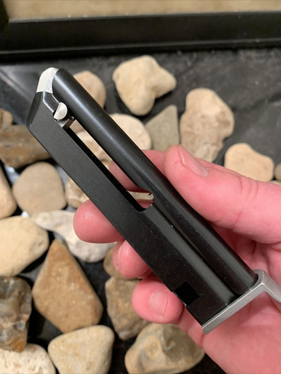 UNIQUE DES 69U TARGET PISTOL MAGAZINE .22lr, 5rd with Finger Rest Mag ...