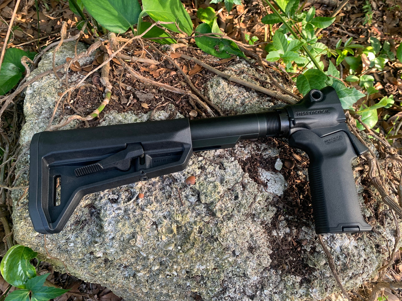 Mossberg Shockwave Magpul MINI STOCK Grip + Mesa Stock Shotgun Stock 6 ...