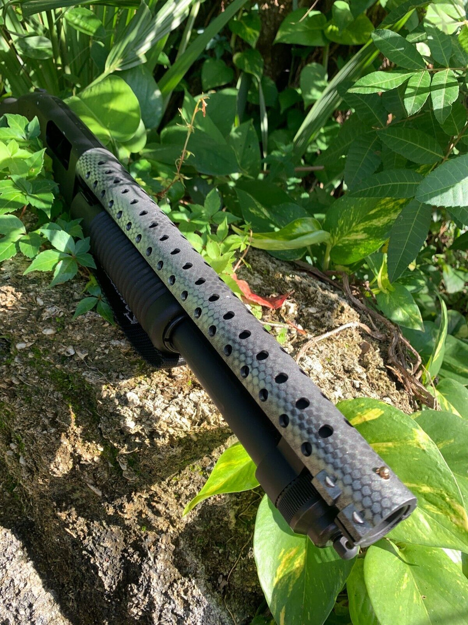 Custom 4-COLOR CAMO MOSSBERG SHOCKWAVE Heat Shield Shotgun ROUGH ...