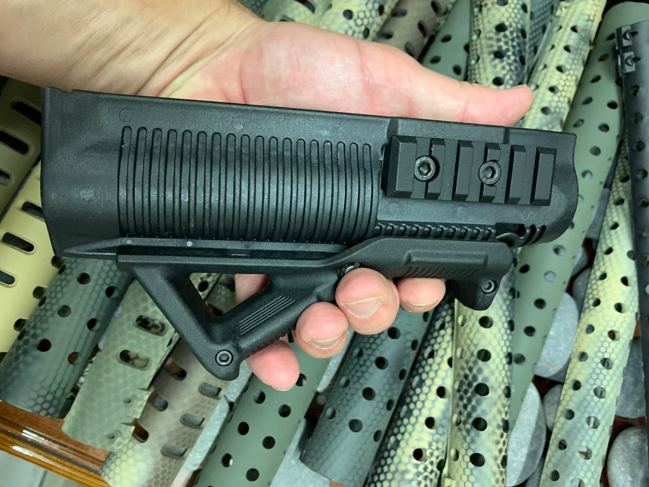 Zytel BLUELINE PUMP Forend + Magpul Angled Foregrip AFG Picatinny Side ...