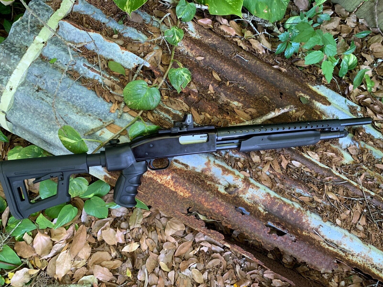 DICKINSON Tactical Steel HEAT SHIELD 12 Gauge Smooth Tactical Shotgun ...