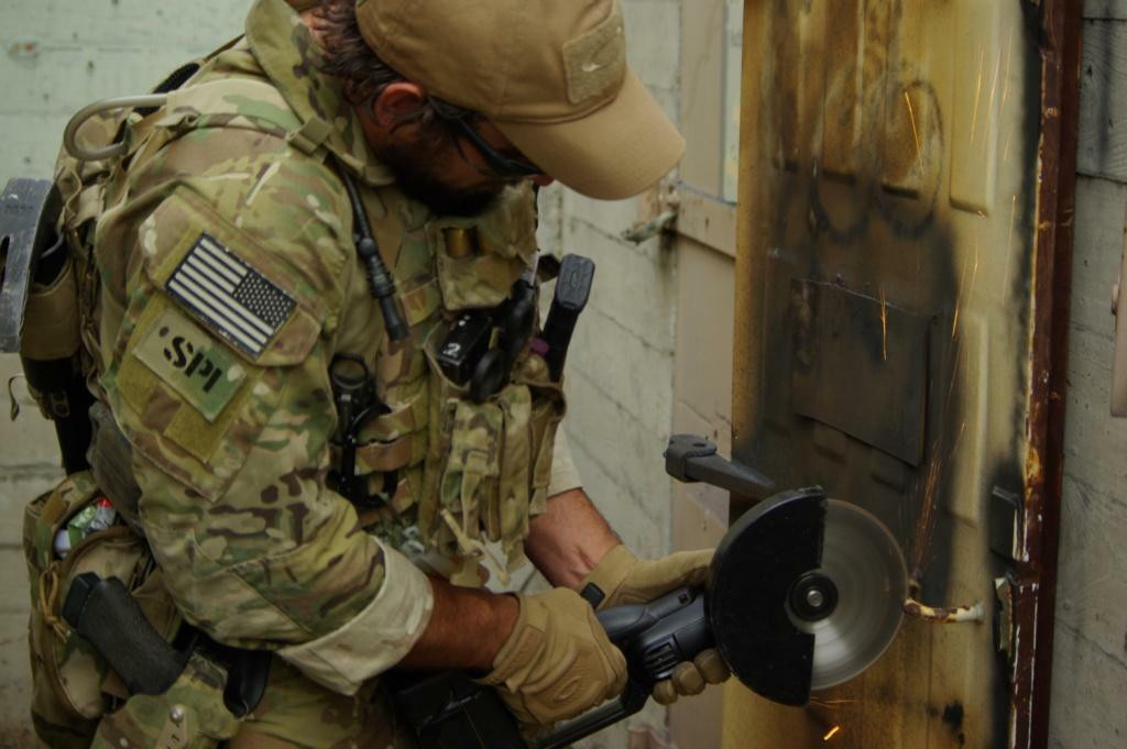 Mini Breacher Saw Kit | Try It In Person at EOD Gear