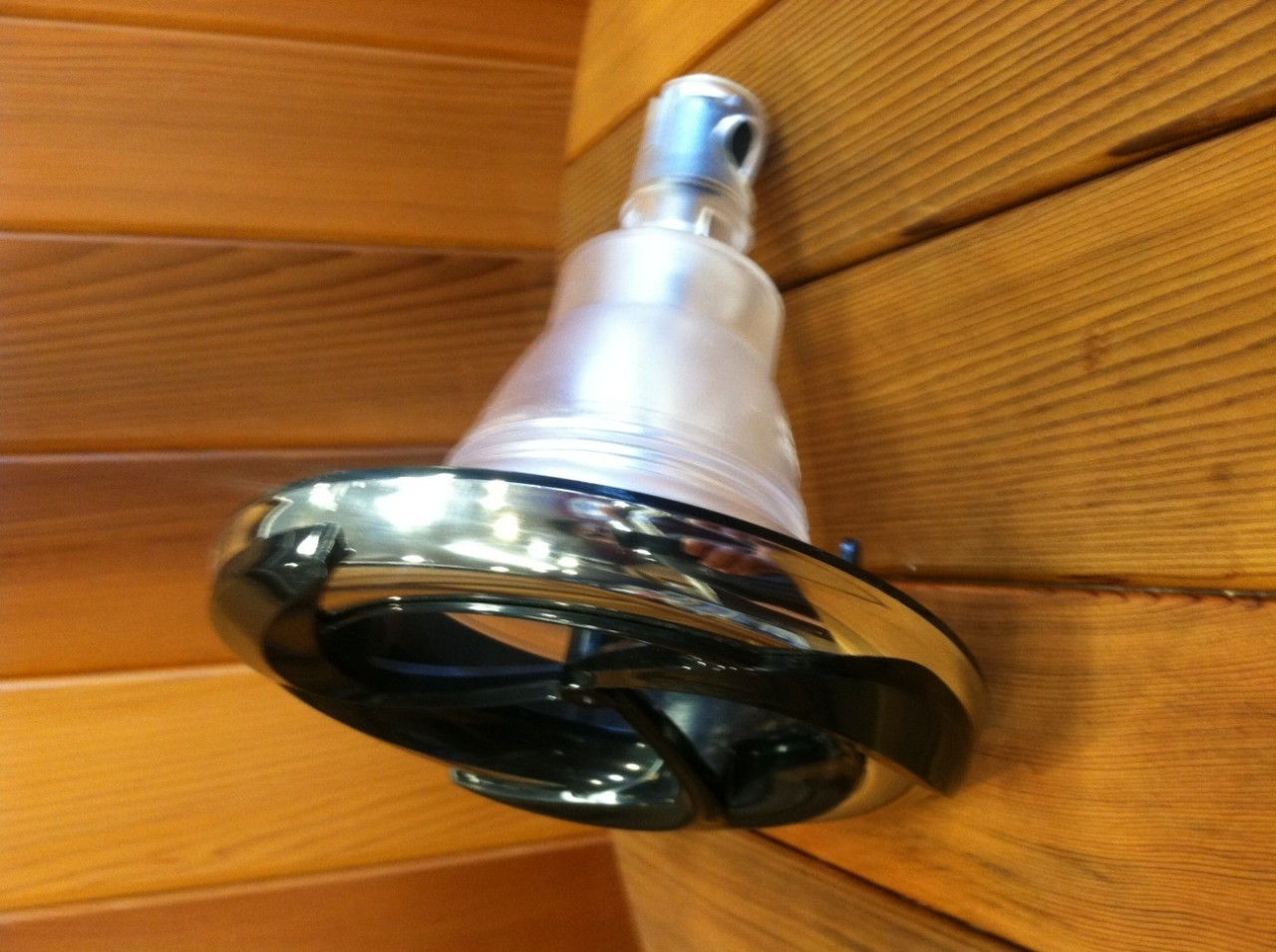 5" Pepperleaf Stainless Steel Threaded Jet