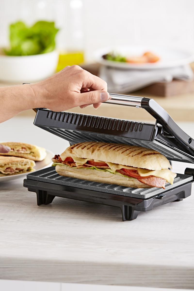 Tower 700W Mini Panini Press - Cut Price Kitchens