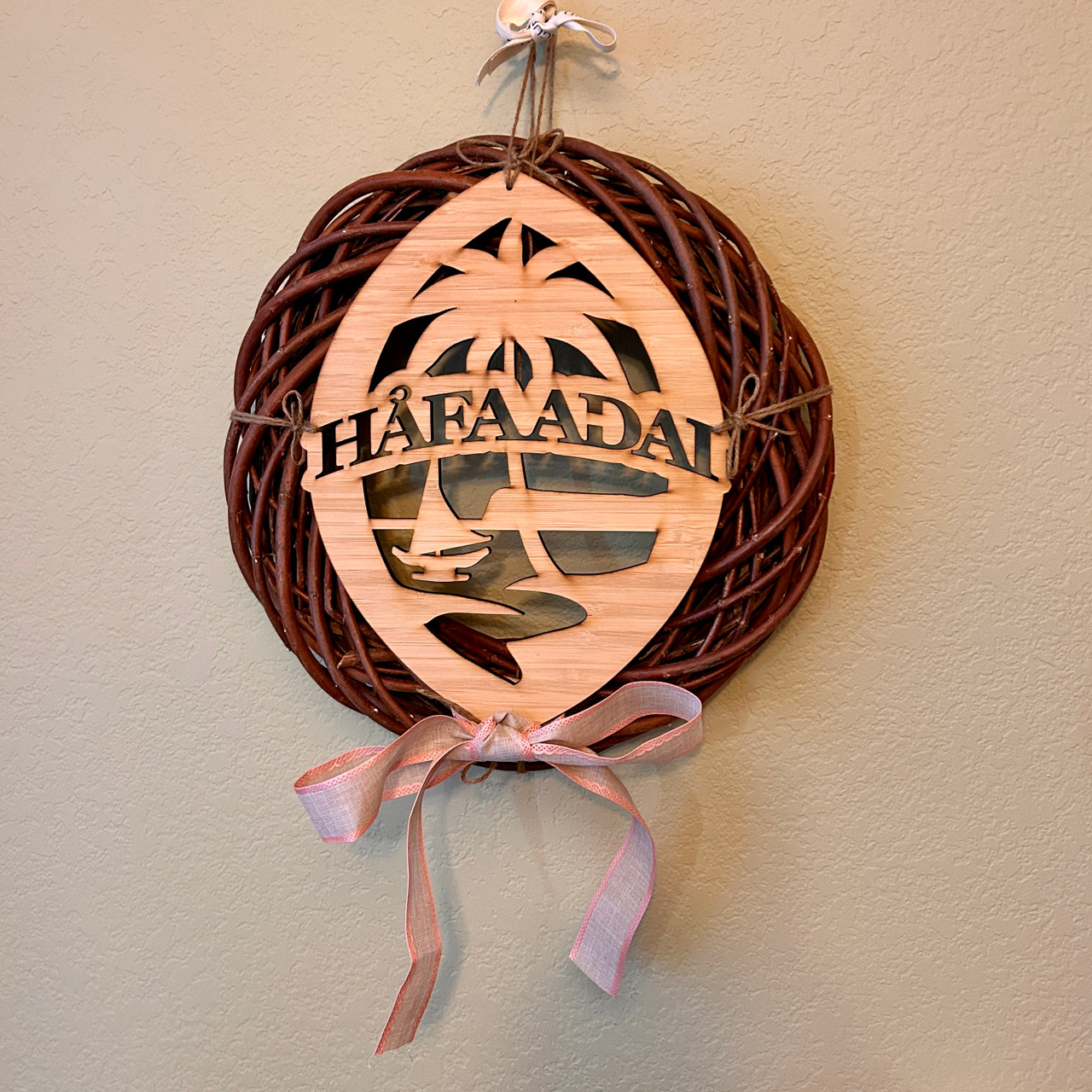 16 inch Hafa Adai Vine Wrapped Wreath with Ribbon