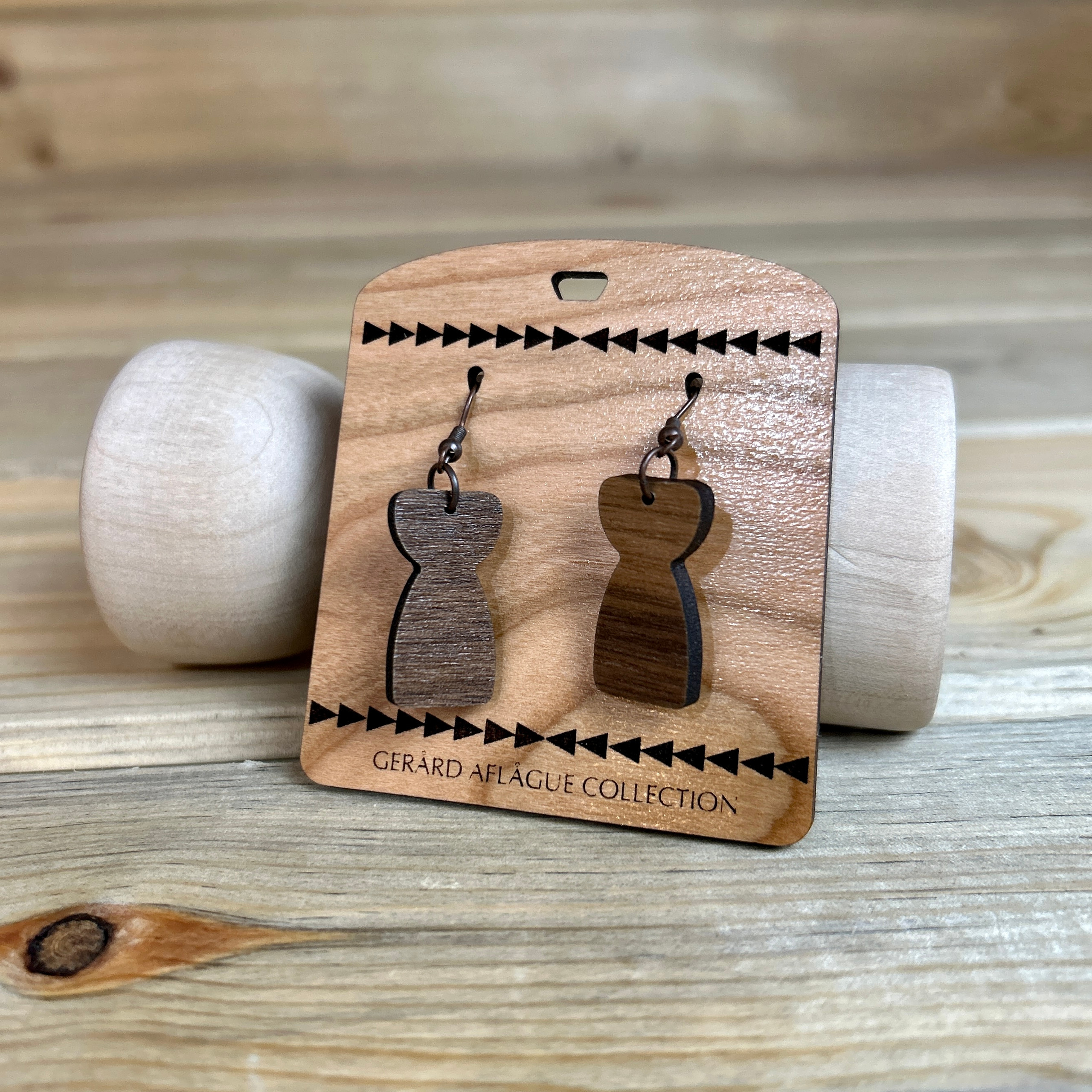 Large Latte Stone Guyuria Ridged Board