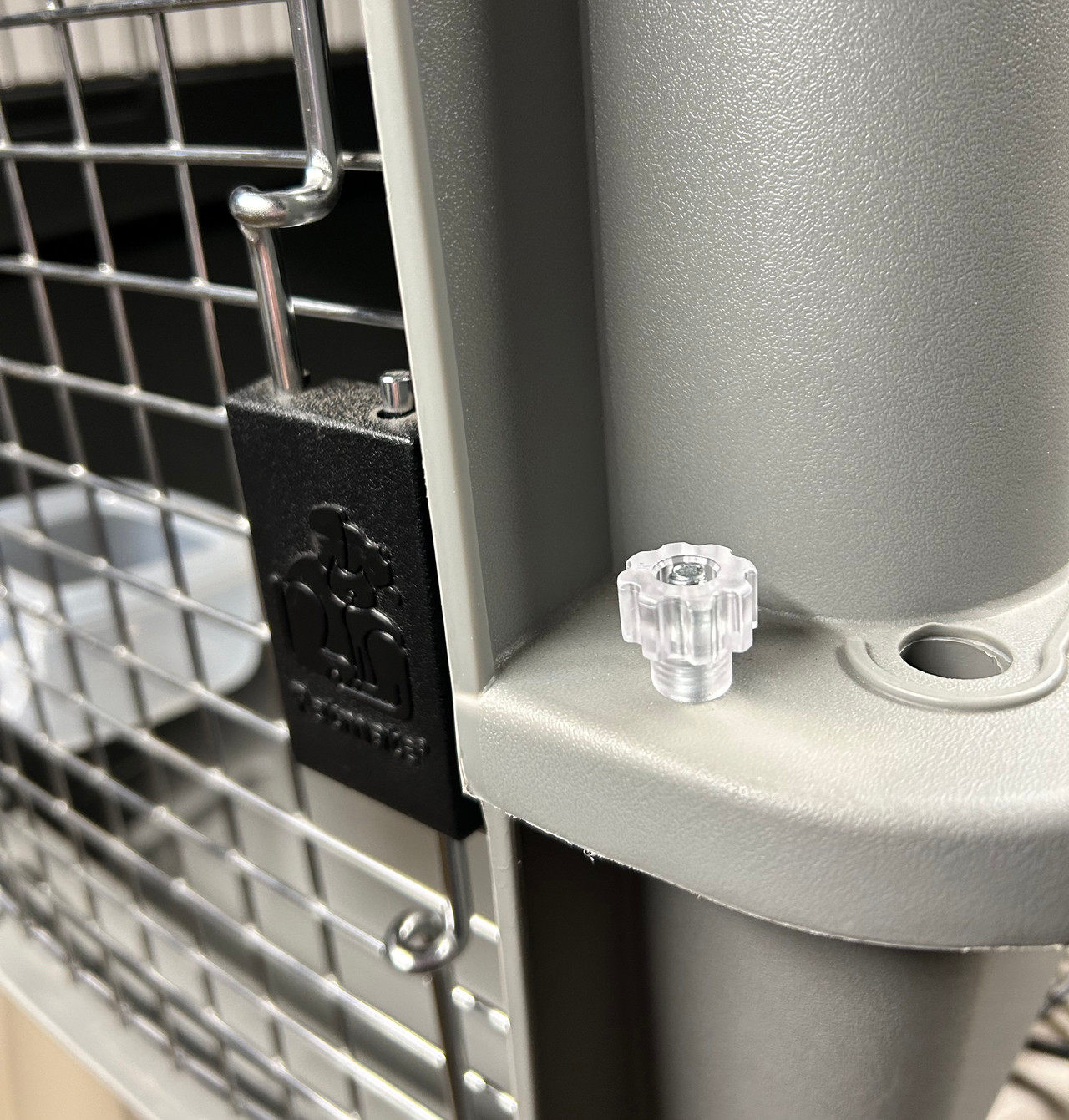 Pet Carrier fasteners Kennel Nuts bolts Hardware attachments