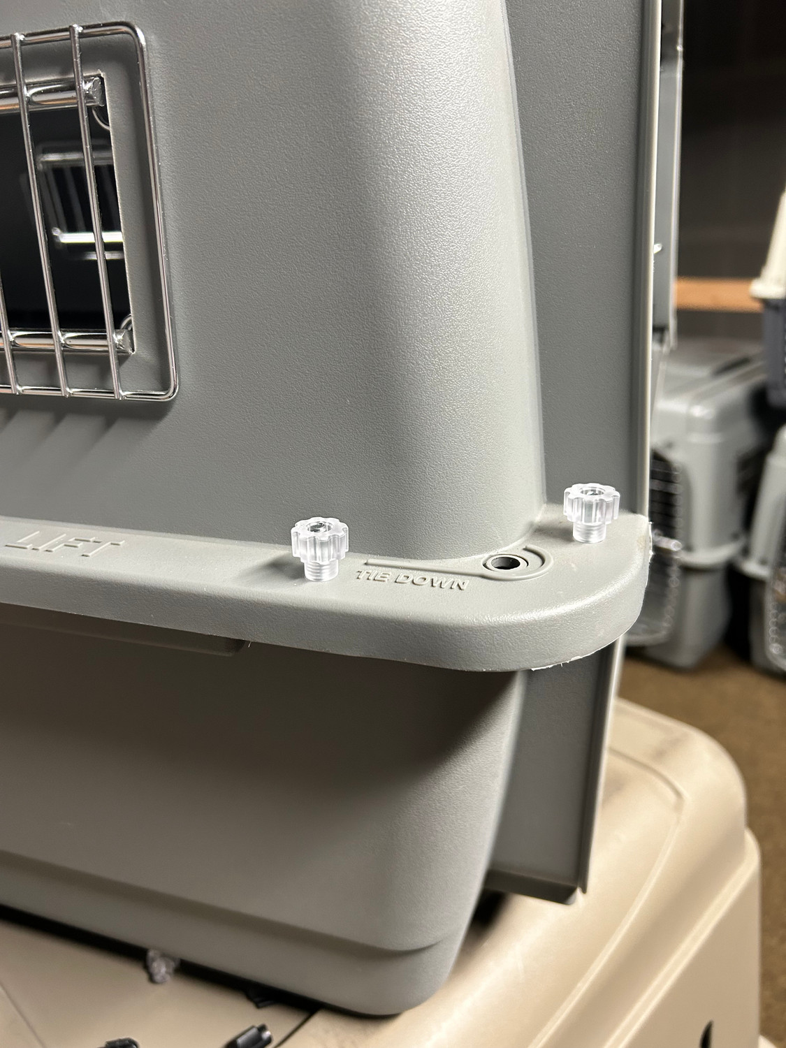 Pet Carrier Fasteners, Dog Crate Plastic Peg replacements