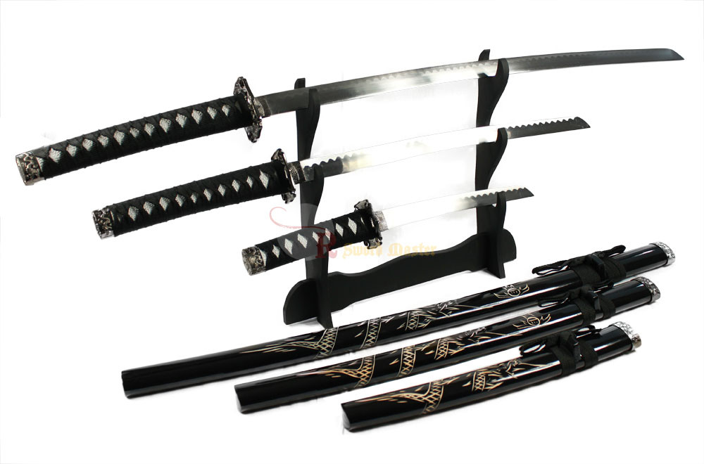Japanese Samurai Sword Set with Golden Dragon Tsuba