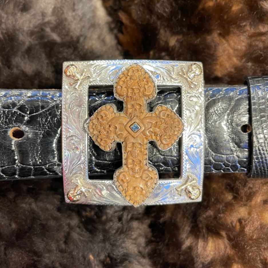 Comstock Heritage Cross Buckle with Skulls