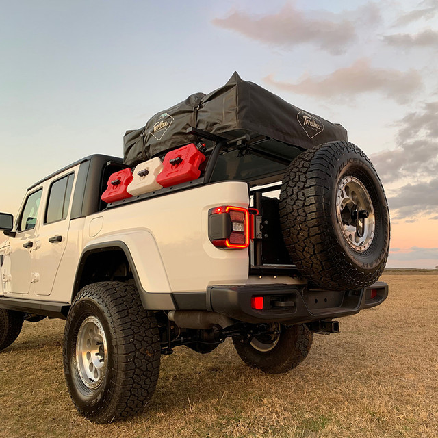 Wilco Offroad Verticle Tiregate Spare Tire Carrier, Jeep Gladiator JT