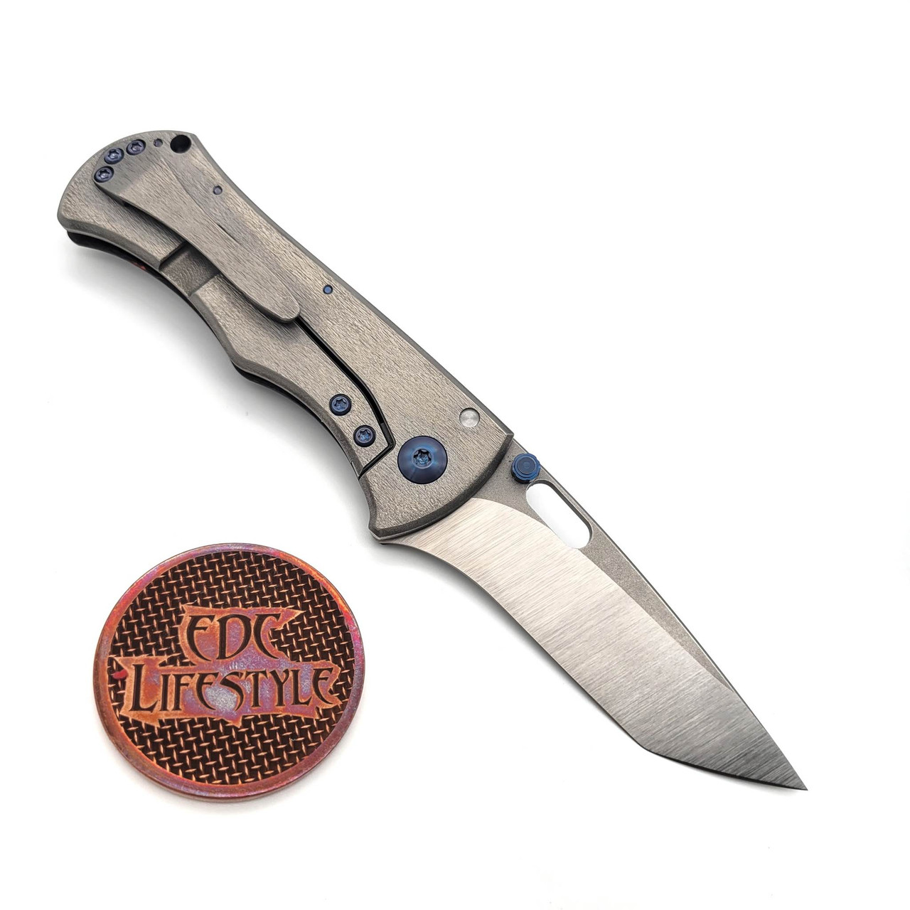 John Gray Rostrum, Magnacut Tanto, Carbon Fiber, Sculpted Back Spacer