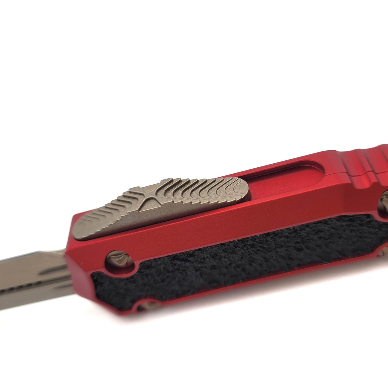 Microtech Makora 206 13rds Red Black Traction Inlay Bronze Double Edge
