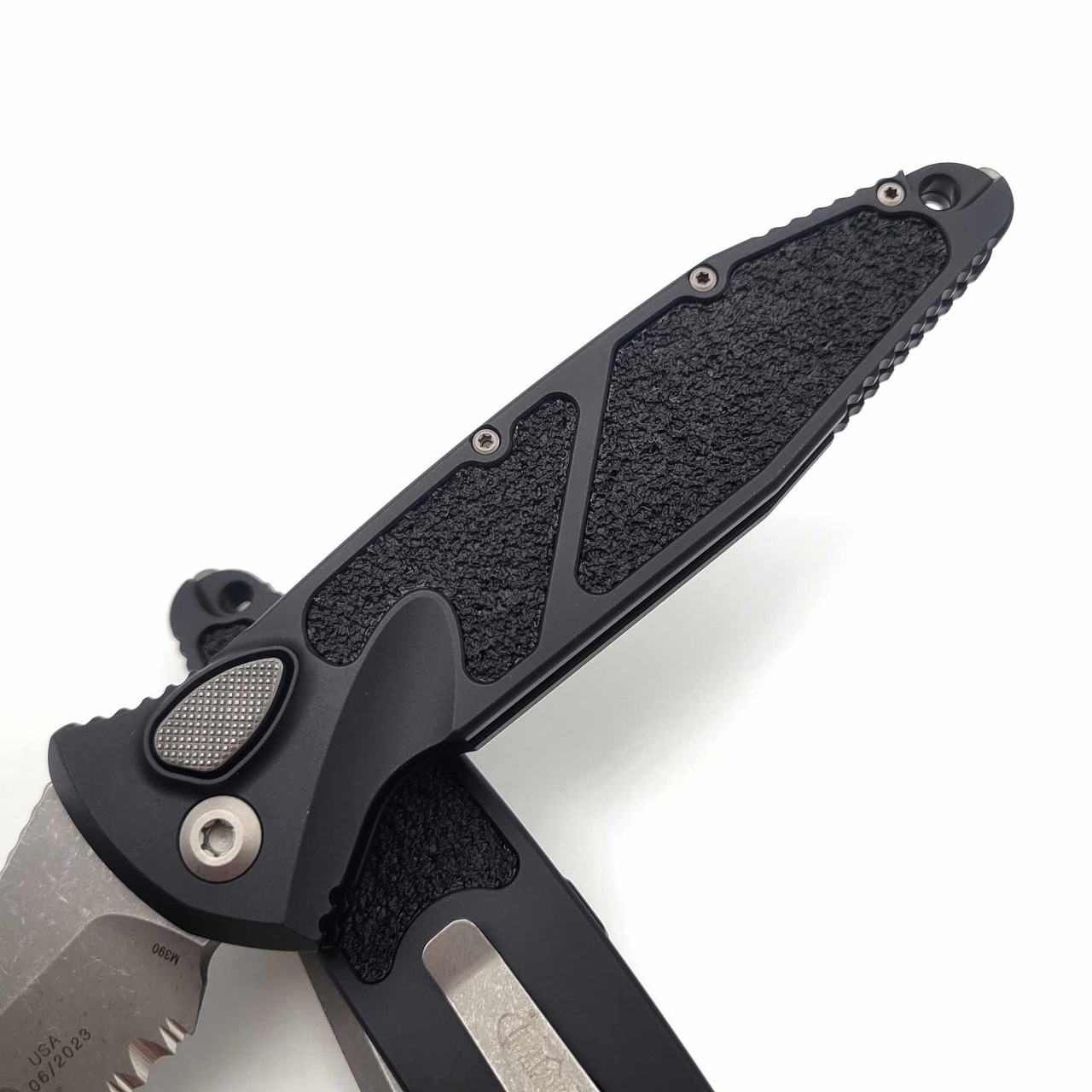 Microtech Socom Elite Auto 161a 11ap Tanto Edge Partial Serrated
