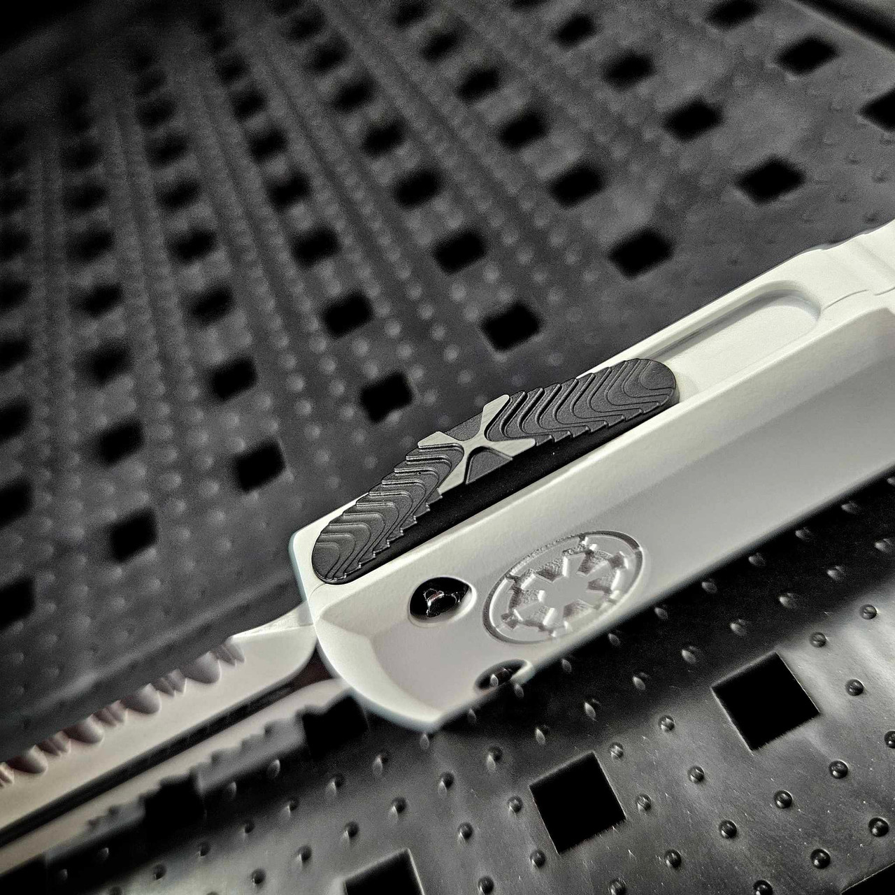 Microtech Ultratech 122 2std Star Wars Storm Trooper Double Edge