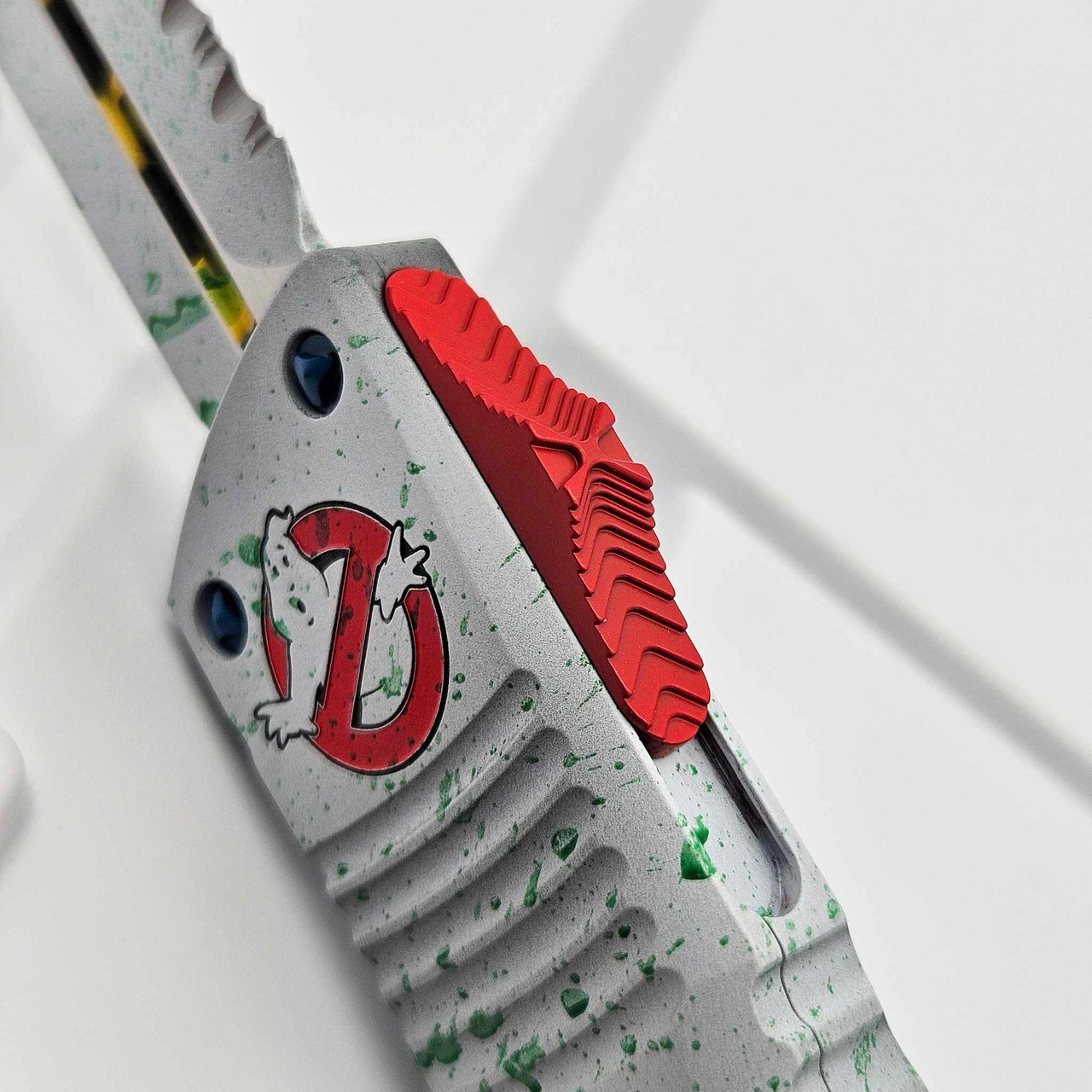 Microtech Combat Troodon 142-3GBS Ghostbuster Slime White Double Edge ...