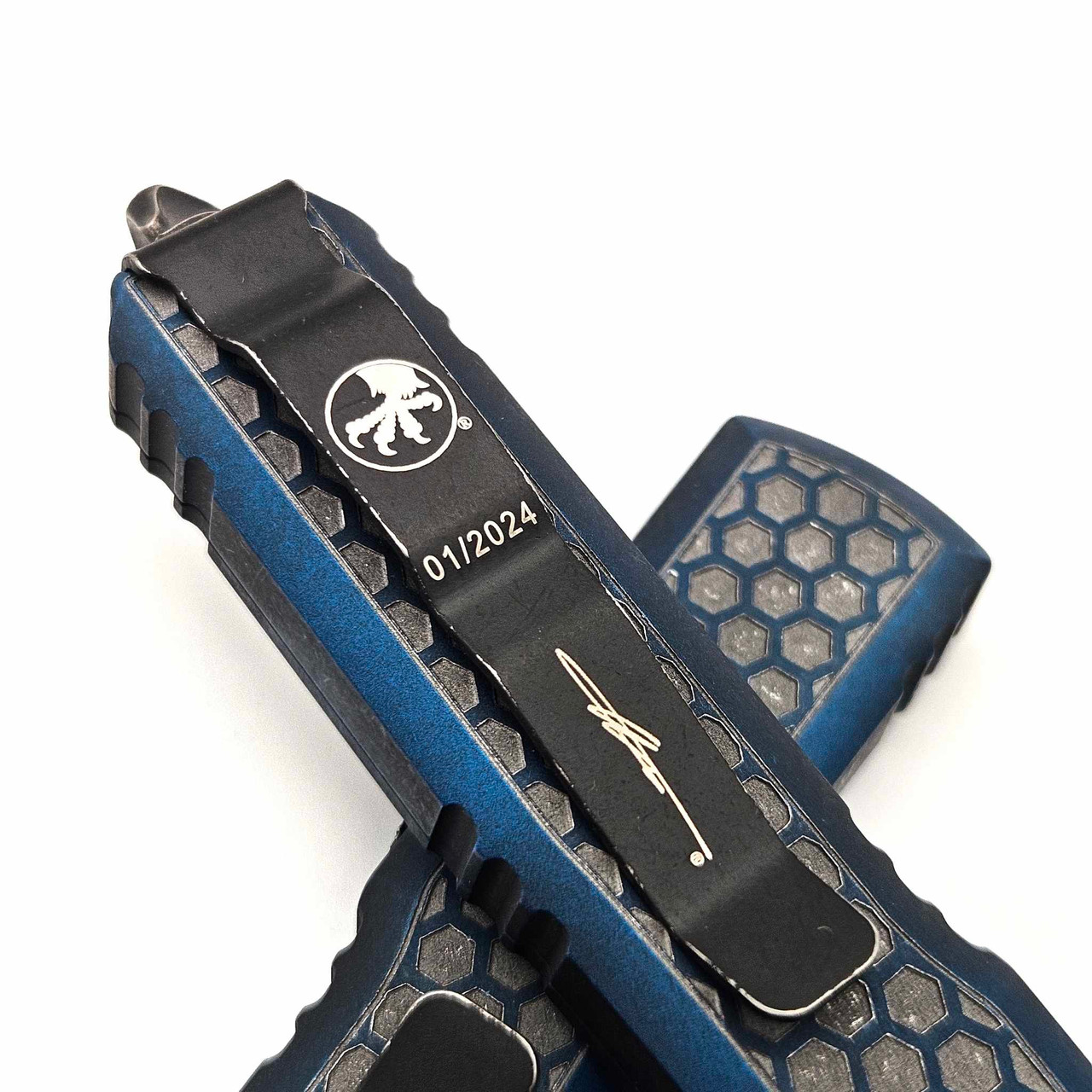 Microtech Ultratech 123-1HXWBLS Hex Pattern Weathered Blue T/E ...