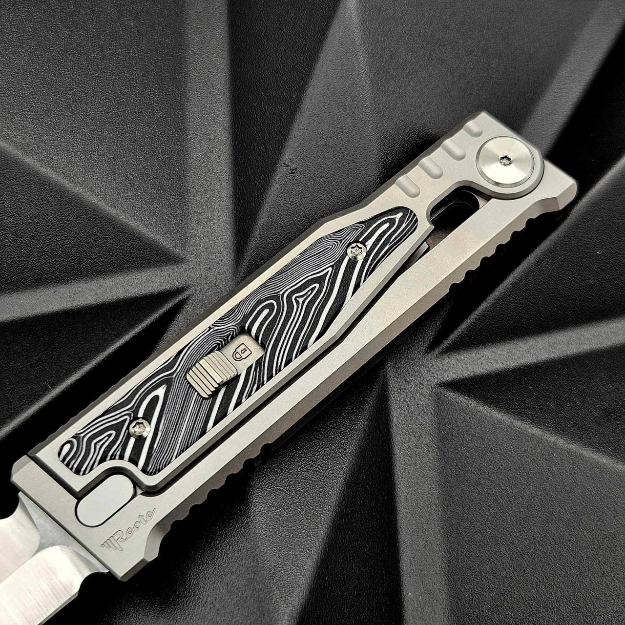 Reate Knives Exo M Gravity Knife Blackwhite G 10 Damascus Pattern